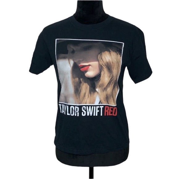 Gildan | Tops | Taylor Swift Red Tour Tshirt | Poshmark